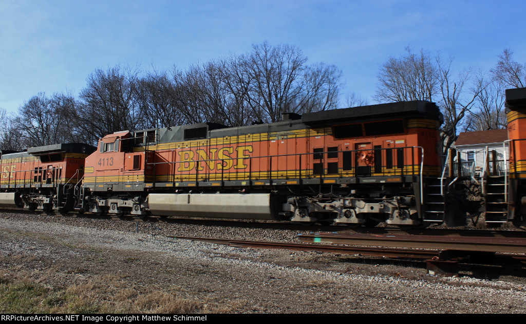 BNSF 4113